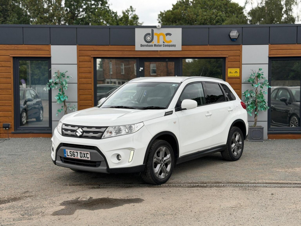 Used SUZUKI VITARA 2017 White for sale - £5499 in Dereham, Norfolk ...